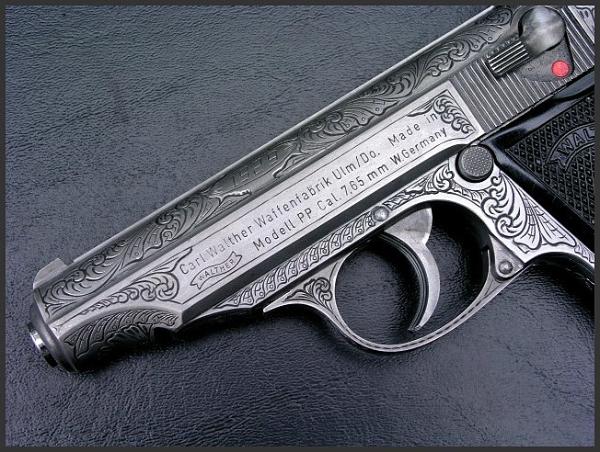 Engraved Walther PP 32 Caliber ACP Pistol, reigelgunengraving.com